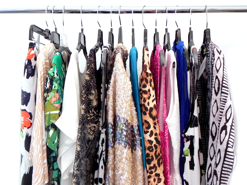 The Average Woman Has More Than $500 of Unworn Clothing in Her Closet ...
