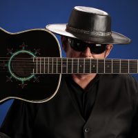 Valley Favorite Esteban Returns for an Intimate Performance - Nightlife