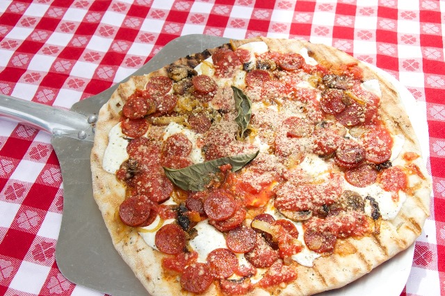 Tips for Grilling Pizza